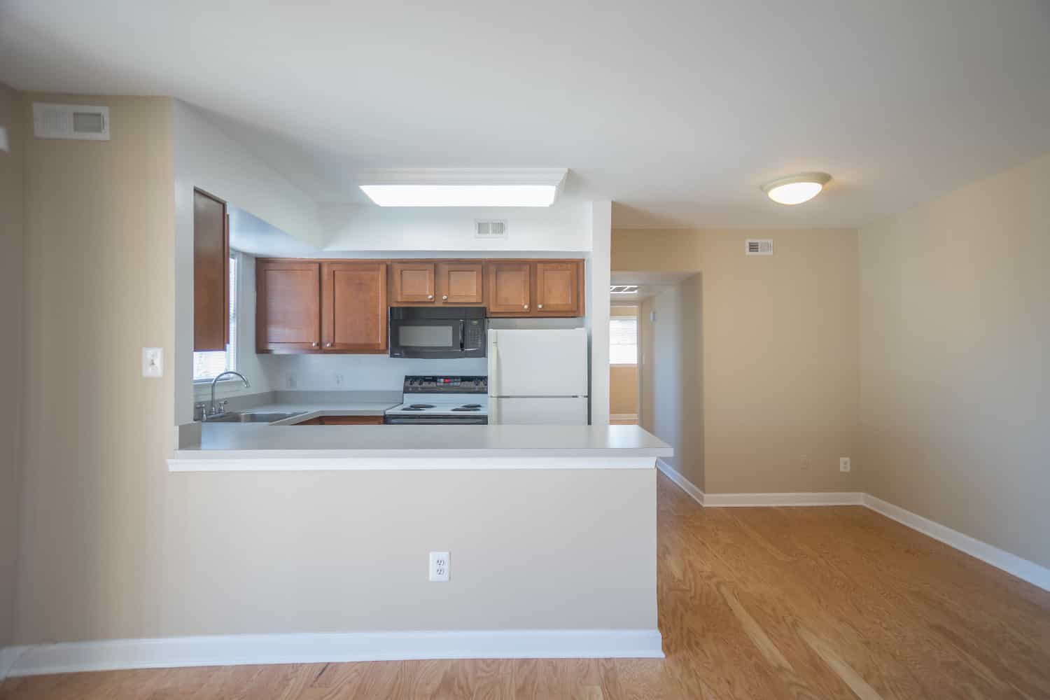 The Taylor Apartments in Arlington, VA Photo Gallery | Keener Management